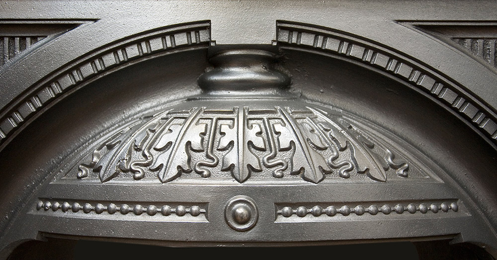 Large Victorian combination grate
