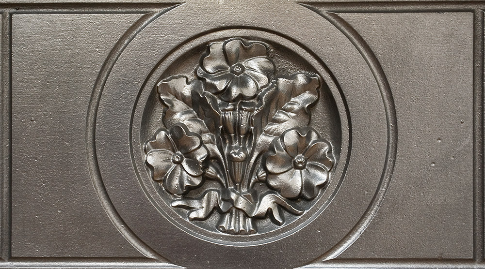 Large Victorian combination grate